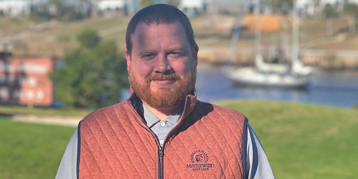 10 Questions with Myrtlewood s PGA Head Golf Professional Dustin Powers